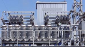 Static synchronous compensator - SVC PLUS® (STATCOM) - Siemens Energy ...