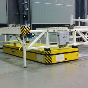 Handling automated guided vehicle - DTA - for heavy loads