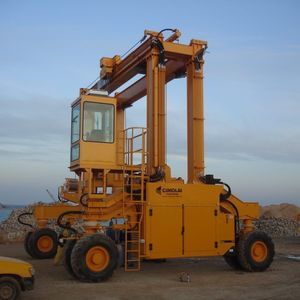 Slab handling straddle carrier - MST 42 - CIMOLAI TECHNOLOGY - rubber-tired