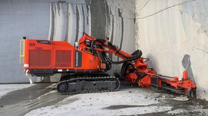 Core drilling drilling rig - LEOPARD™ DI650i - Sandvik Mining and Rock ...