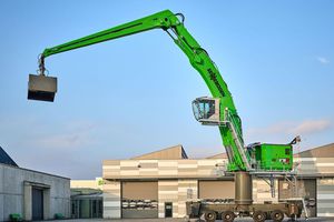 Battery-powered material handler - 826 G - SENNEBOGEN Maschinenfabrik GmbH