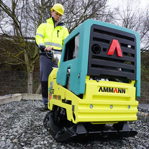 Reversible vibratory plate - APH 1000 TC - Ammann - remote-controlled