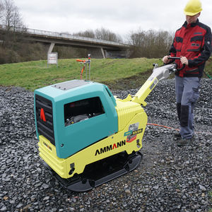 Reversible vibratory plate - APH 1000 TC - Ammann - remote-controlled