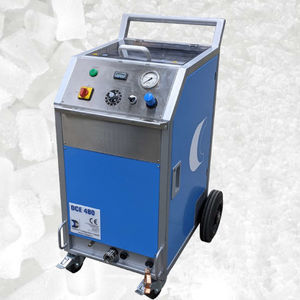 Manual dry ice blaster - DC 280 - DCA Deckert Anlagenbau GmbH - Single ...
