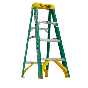 Portable step ladder - LDP7306 - WERNER CO - fiberglass / flanged-rung