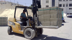 Concrete block materials handling clamp - All industrial manufacturers