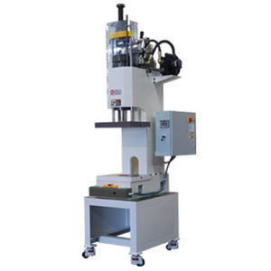 Hydraulic press - Beckwood Press - assembly / process / ram