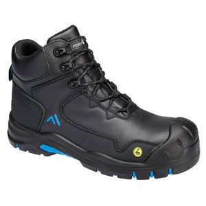 Anti-slip safety shoes - FE01 series - Portwest Clothing Ltd ...