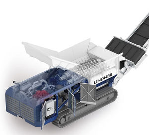 Mobile shredding machine - Urraco 4000 series - Lindner Recyclingtech ...