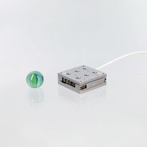 Linear mini nanopositioning stage - SLC-1720 - SmarAct GmbH - piezo / 1 ...