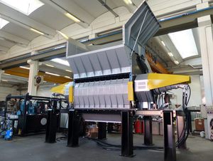 Primary shredder - AE series - FORREC - single shaft / for wood / for ...