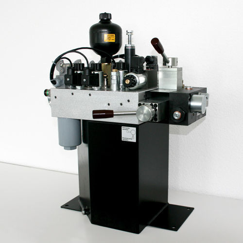 Electrically-powered hydraulic power unit - EKOMAT GmbH & Co. KG - for ...