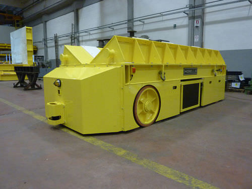 Electric self-propelled trailer - MORELLO GIOVANNI S.r.l.