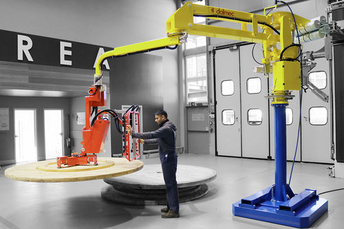 Pneumatic manipulator - DALMEC - with suction cup / for wood / handling