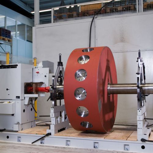 Horizontal balancing machine - HM series - SCHENCK RoTec GmbH - hard ...