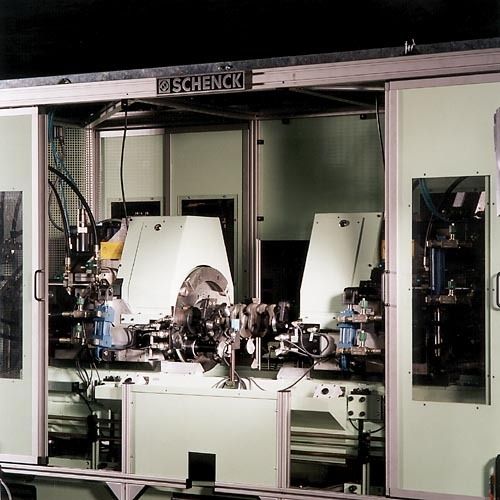 Horizontal balancing machine - 400 SBRZ - SCHENCK RoTec GmbH - dynamic ...