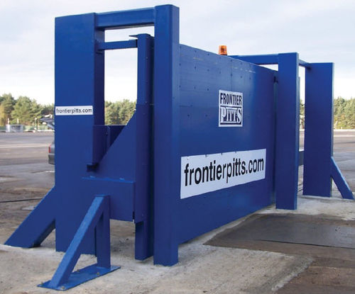 Gate - max. 6 000 mm - Frontier-Pitts