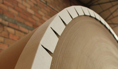 O-shaped protection corner - SIGNODE - for rolls