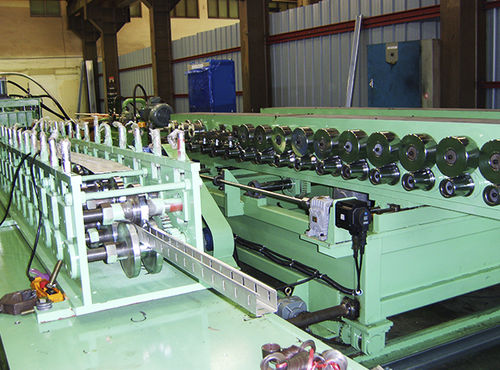 Guide rail roll forming machine - KINDUS - automatic