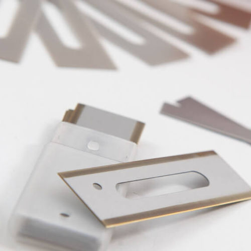 Stainless steel industrial razor blade - BKS N.V. - ceramic