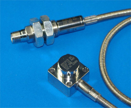 High-temperature accelerometer - PZHT - SENSONICS LTD - 1-axis ...