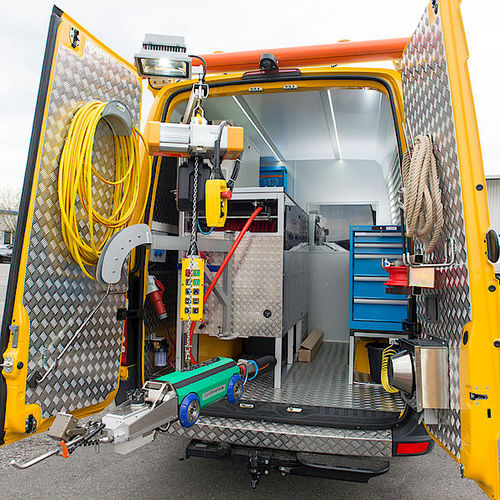 Pipe inspection vehicle - Pipetronics GmbH & Co. KG - electric / van / 4-wheel drive