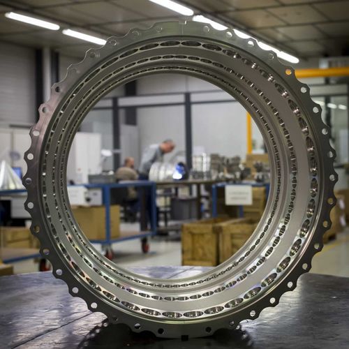 Stainless steel turning machining - Mecachrome - aluminum / titanium ...