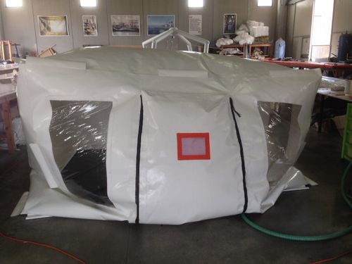 Decontamination booth - Vira Soluzioni - cleaning