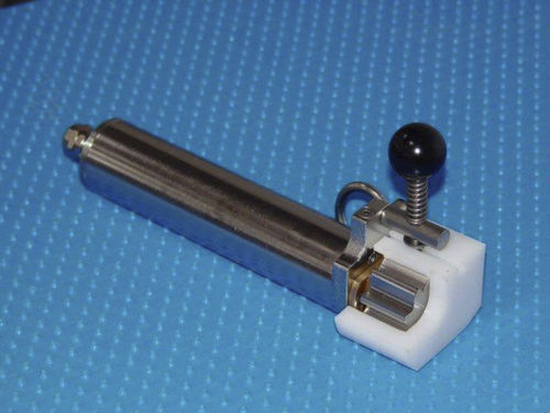 Handheld pinbone remover - EM10 - Kaj Olesen AS - for salmon / for trout