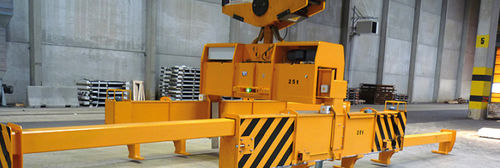Sheet metal lifting device - Airpes - hydraulic / for heavy-duty ...