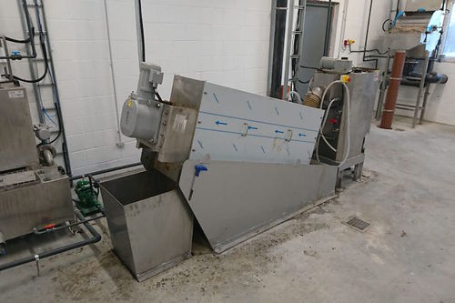 Sludge dewatering decanter - FlotLife - centrifugal / vertical