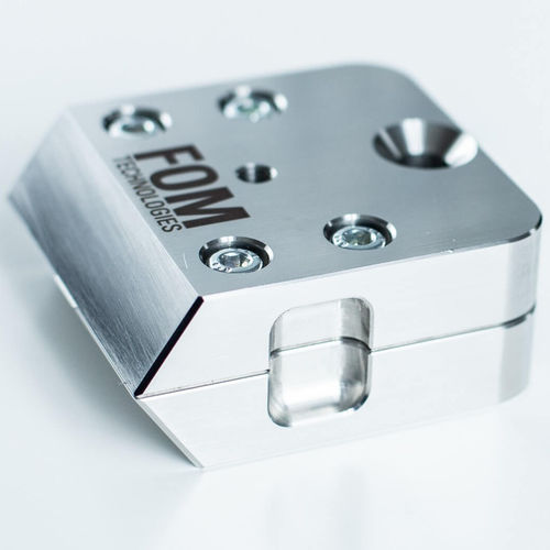 Slot die coater - Research series | Small - FOM Technologies A/S ...