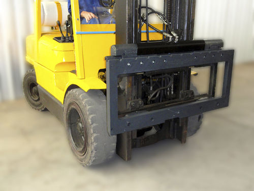 Side shifter with integrated positioner - Saur - for forklift trucks