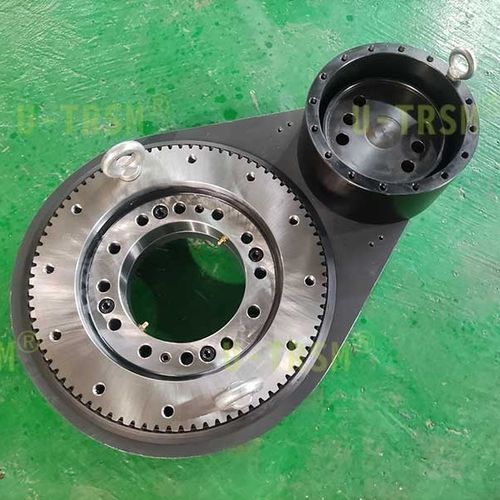 Single slewing drive - 2-S-I-O-0229 - Unique Transmission Equipment ...