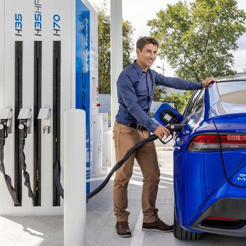 Hydrogen dispensing station - HRS40 - Hydrogen-Refueling-Solutions (HRS ...