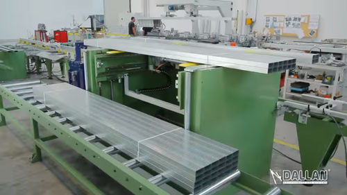 Profile packaging system - A10 - DALLAN