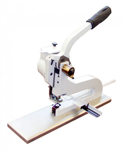 Hand eyeleting machine - 101-70 - Constantin Hang Maschinen-Produktion ...