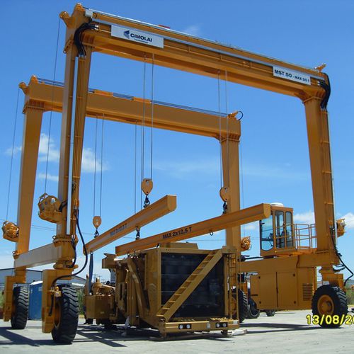Civil engineering straddle carrier - MST 50 - 49 - CIMOLAI TECHNOLOGY