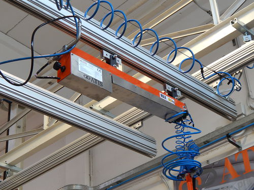 Pneumatic manipulator - Atisacer 150 - ATIS s.r.l. - with gripping tool ...