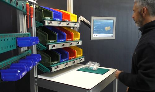 Assembly workstation - Signature SAS - order-picking / ergonomic ...