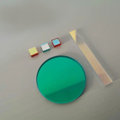 Colored optical filter - ZLY621 - zoolied inc. - absorption ...