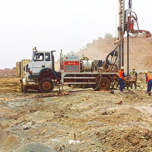 Truck-mounted drilling rig - GEO-T 15 - Comacchio - rotary