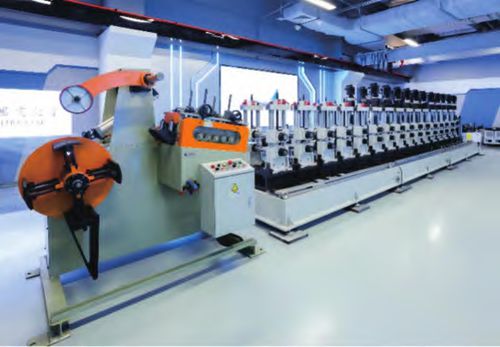 Metal profile roll forming line - Savany Machine Co., Ltd. - automatic