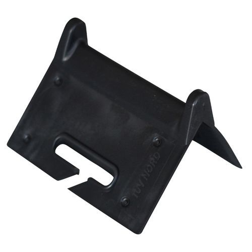 Tie-down strap edge protector - ZURRPACK GmbH