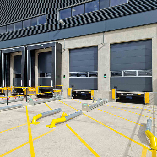 Vehicle restraint system - DE6090MR - ASSA ABLOY Entrance Systems