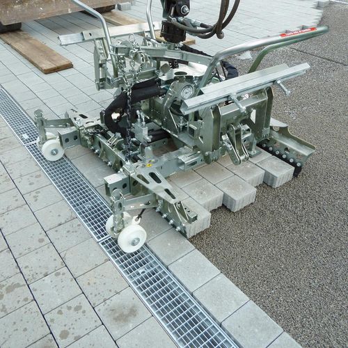 Paver placement hydraulic clamp - HVZ-ECO - Probst GmbH
