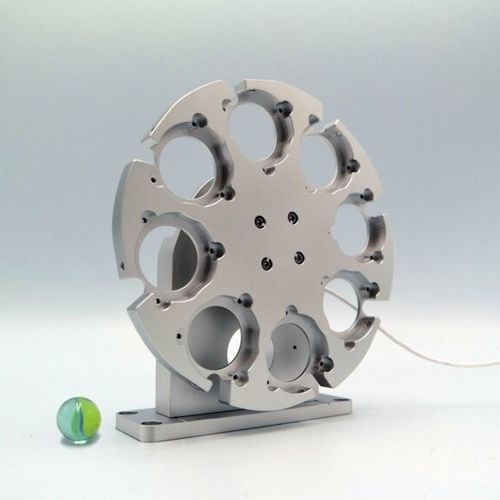 Motorized optical filter wheel - SFW-8-25.4 - SmarAct GmbH