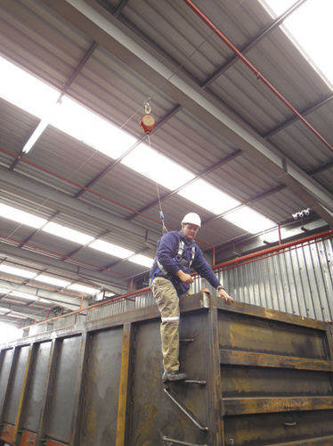 Suspended Fall Protection System Quick Adjust Trauma Relief | Safewaze