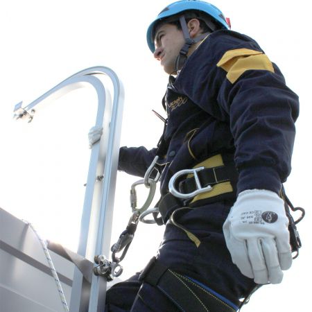 Vertical lifeline - IRUDEK 2000 S.L. - fall-arrest