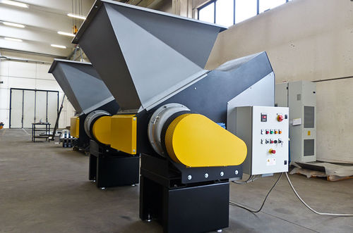 Primary shredder - AE 600 - FORREC - single-shaft / for wood / for ...